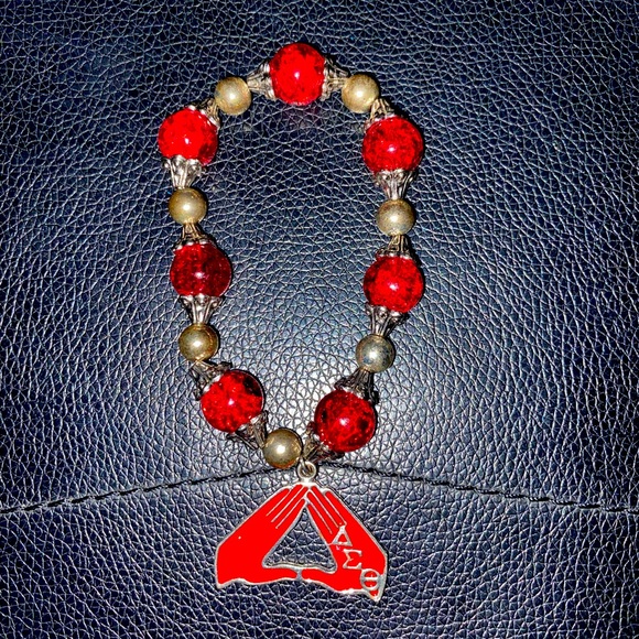Jewelry | Rusted Crystal Delta Beaded Bracelet | Poshmark